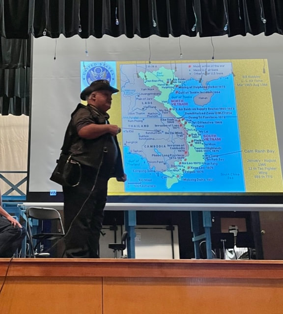 D'Evelyn High School - VVA Chapter 1071